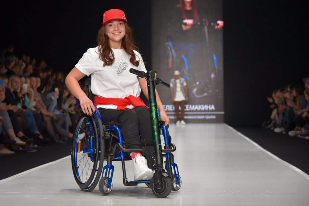 UNAwheel Mini by UnaCare | Power Assist Wheelchair Attachment